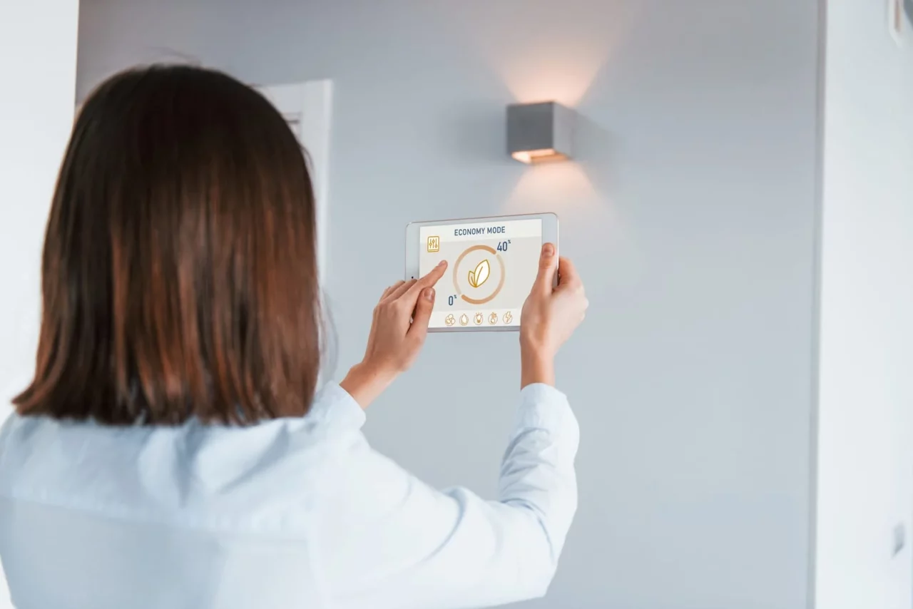 Surprising Benefits of Smart Lighting for Comfort & Security